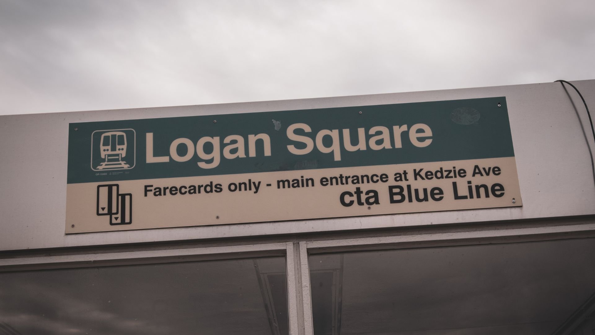 Logan Square: Guide For Real Estate, Education, and Lifestyle - Ben Lalez